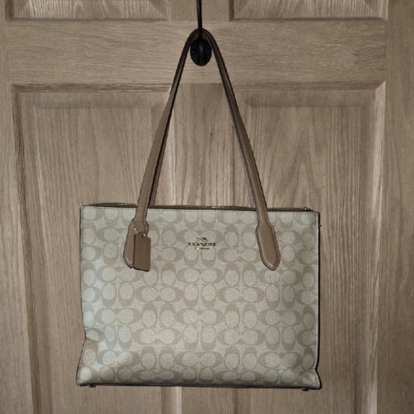 Coach | Bags | Coach Large Tote 3 Compartments | Poshmark